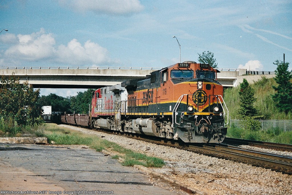 BNSF 1119